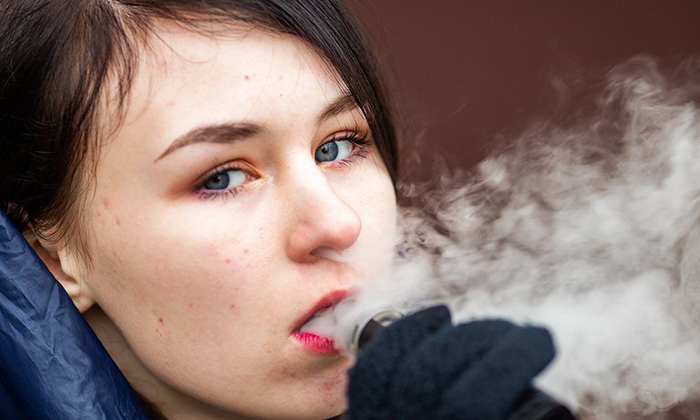 Beauty Guide: The Impact Of Smoking And Vaping On Skin - Aquafresh Prime